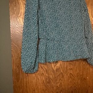 nine britton | Tops | Nine Britton Green Patterned Blouse | Poshmark